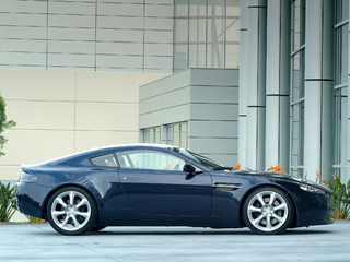 Aston Martin AMV8 Vantage Concept (2003) images
