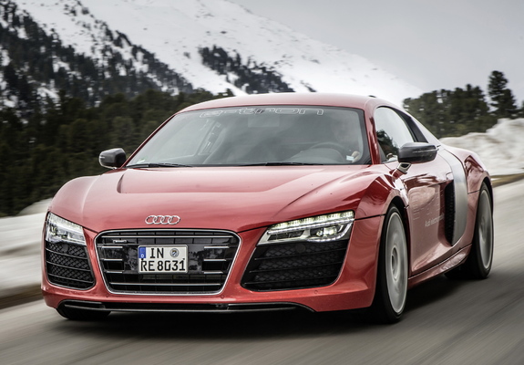 Audi R8 e-Tron Prototype 2012–13 images