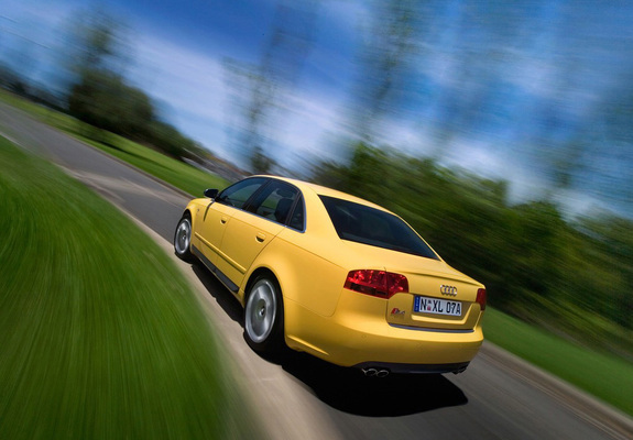 Audi S4 Sedan (B7,8E) 2005–07 images