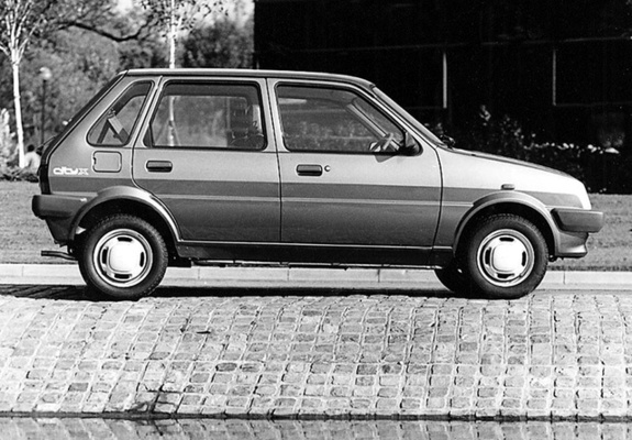 Austin Metro 5-door 1985–90 photos