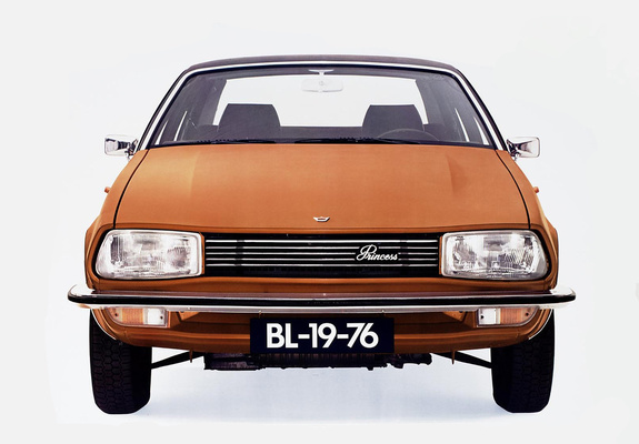 Princess 2200 HLS 1975–78 photos