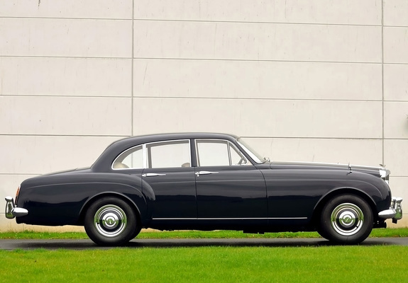 Images of Bentley S2 Continental Flying Spur by Mulliner 1959–62