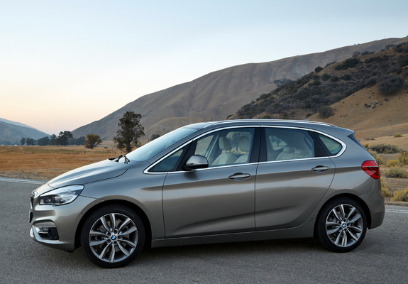 BMW 225i Active Tourer Luxury Line (F45) 2014 images