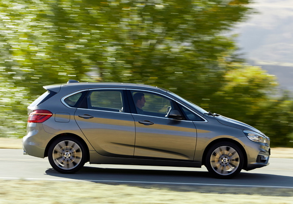 BMW 225i Active Tourer Luxury Line (F45) 2014 images