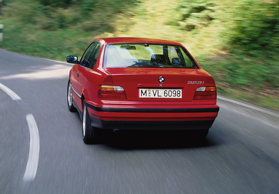 BMW 323i Coupe (E36) 1995–99 photos