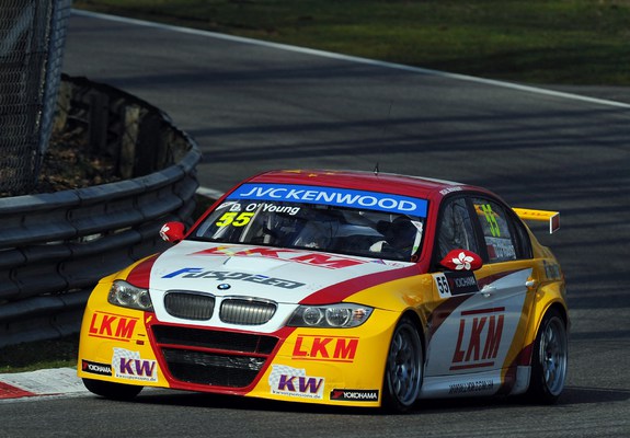Photos of BMW 320 TC WTCC Sedan (E90) 2011