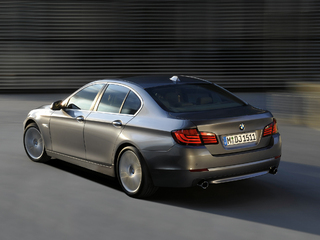 Photos of BMW 5 Series Sedan (F10) 2010