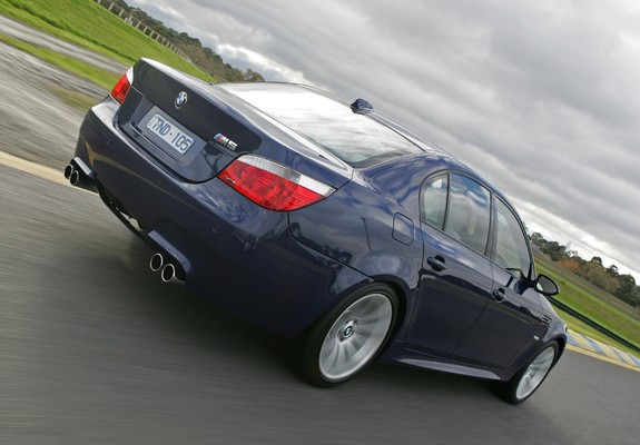 BMW M5 AU-spec (E60) 2005–09 photos