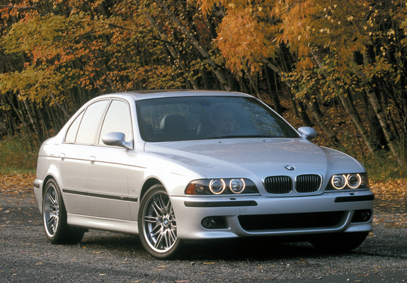 Photos of BMW M5 US-spec (E39) 1999–2004