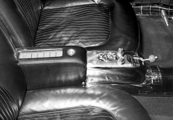 Photos of GM LeSabre Concept Car 1951
