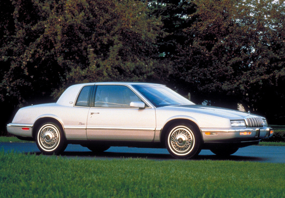 Buick Riviera 1986–93 photos
