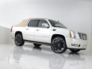 Photos of NCE Cadillac Escalade Convertible 2006