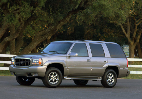Photos of Cadillac Escalade 1999–2000