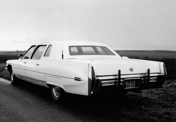 Cadillac Fleetwood Seventy-Five 1972 wallpapers