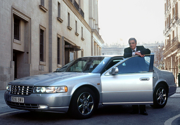 Cadillac Seville STS 1998–2004 pictures