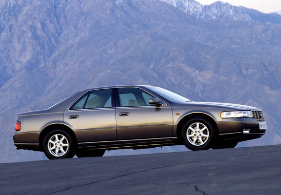 Pictures of Cadillac Seville STS 1998–2004