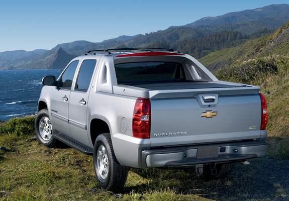 Chevrolet Avalanche 2006–12 wallpapers