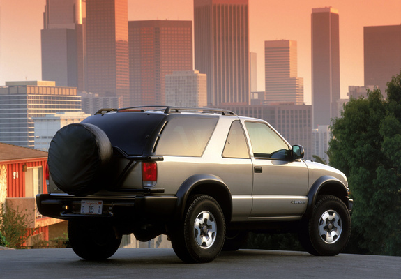 Chevrolet Blazer ZR2 1997–2005 pictures