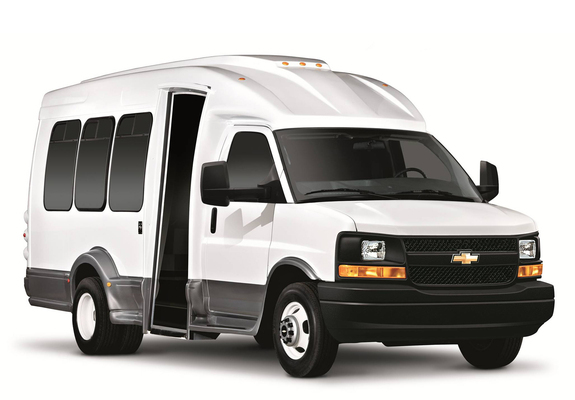 Chevrolet Express Cutaway Pasajeros Blanca 2010 wallpapers