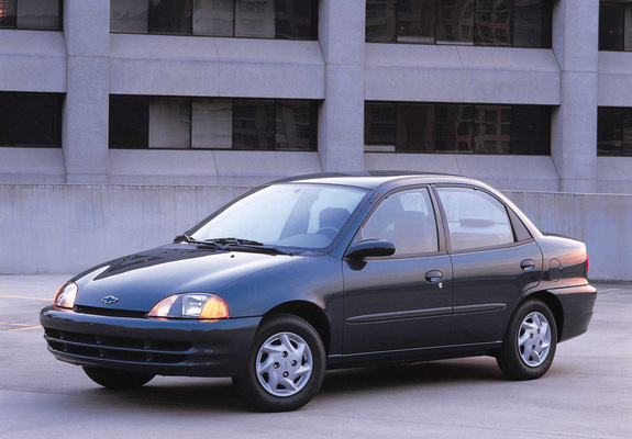 Pictures of Chevrolet Metro Sedan 1998–2001