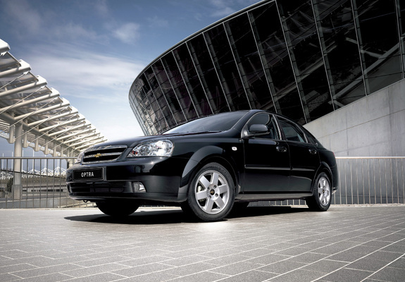 Images of Chevrolet Optra Sedan 2004