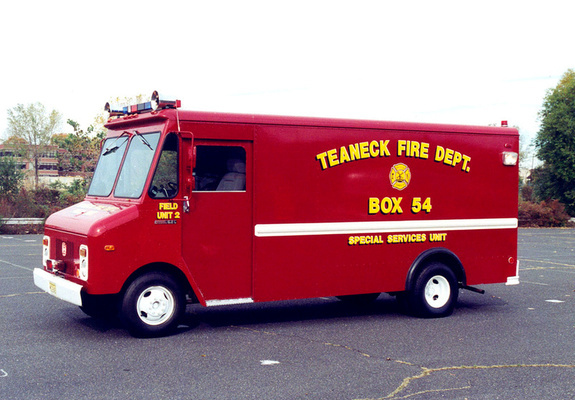 Images of Chevrolet P30 Kurbmaster Stepvan Service Firetruck by Grumman ...