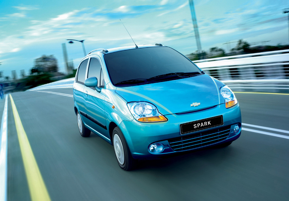 Images of Chevrolet Spark (M200) 2005–07