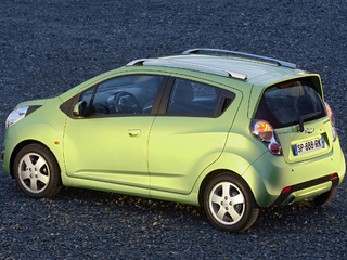 Chevrolet Spark (M300) 2010–13 wallpapers