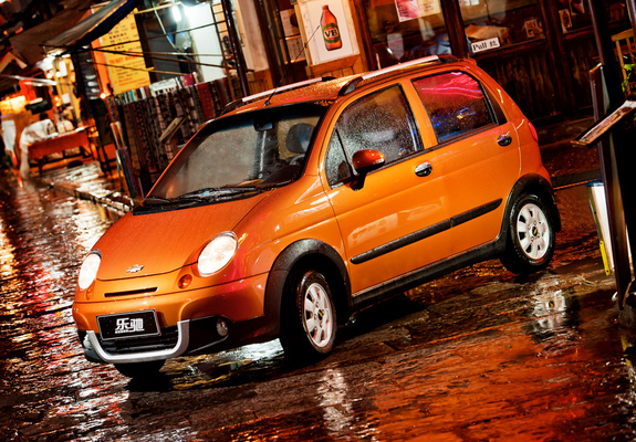 Photos of Chevrolet Spark Cross (M150) 2010–11