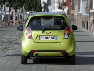 Chevrolet Spark (M300) 2010–13 wallpapers