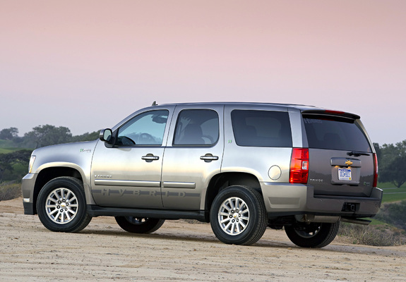 Images of Chevrolet Tahoe Hybrid (GMT900) 2008