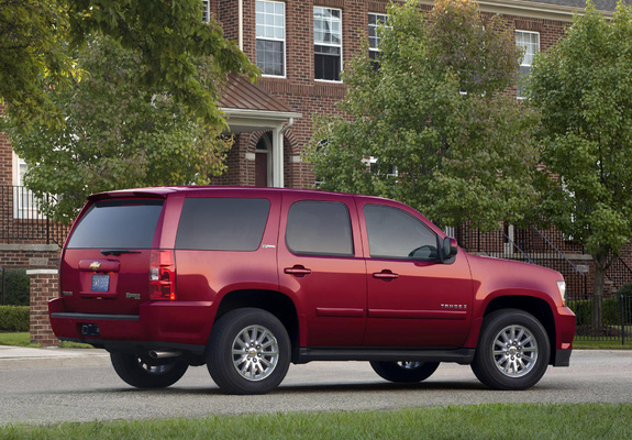 Images of Chevrolet Tahoe Hybrid (GMT900) 2008