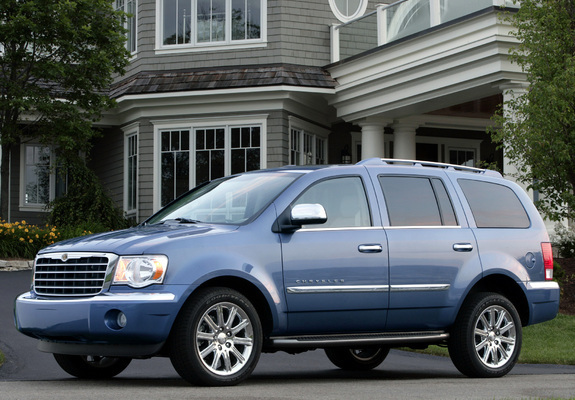 Chrysler Aspen 2006–08 wallpapers