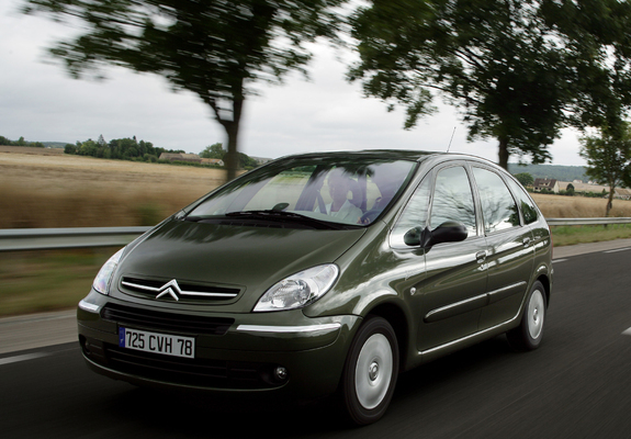 Images of Citroën Xsara Picasso 2004–10
