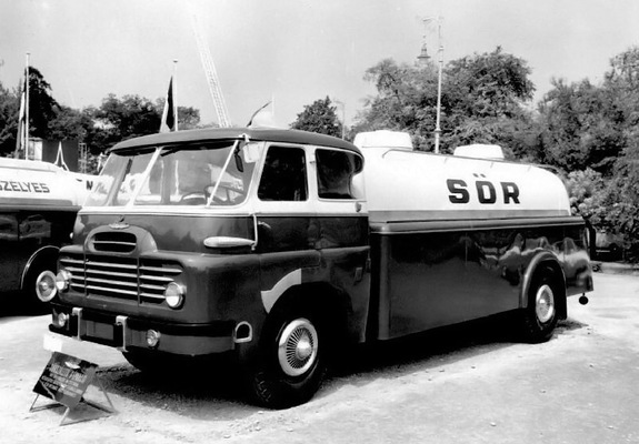 Pictures of Csepel D710 1976–87