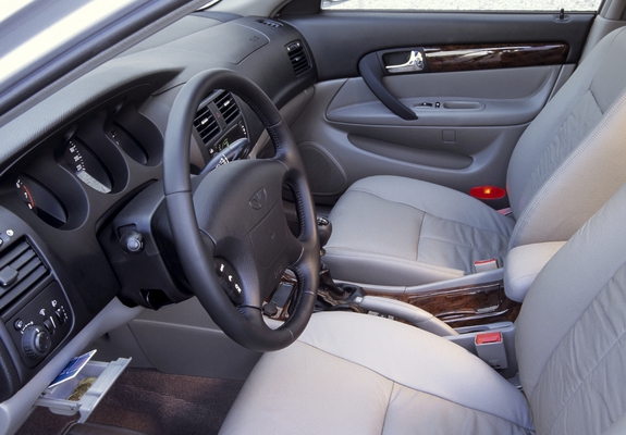 Daewoo Evanda 2002–04 images