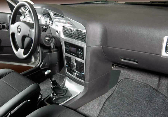Photos of Daewoo Nexia 2008