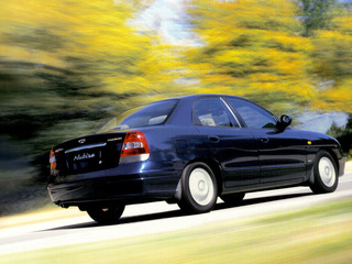 Daewoo Nubira Sedan 1999–2003 wallpapers