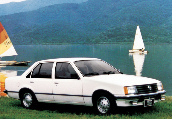 Daewoo Royale XQ 1982–89 wallpapers