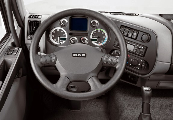 DAF LF45 4x2 FA Day Cab Chassis 2006–13 wallpapers