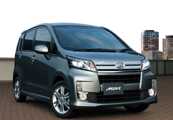 Photos of Daihatsu Move Custom (LA110S) 2012