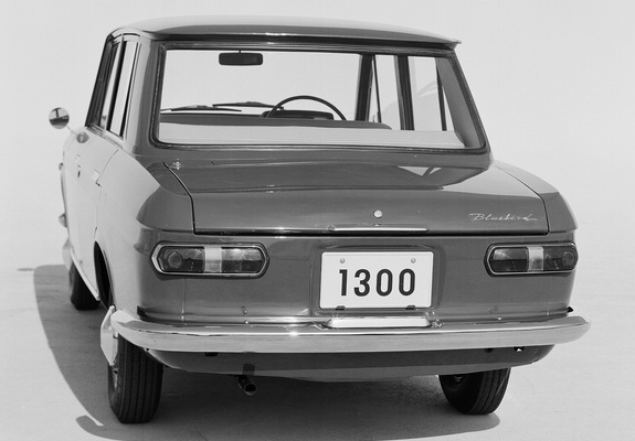 Photos of Datsun Bluebird (411) 1966–67