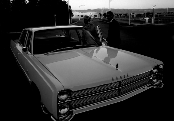 Dodge Phoenix Sedan (DC) 1967–68 pictures