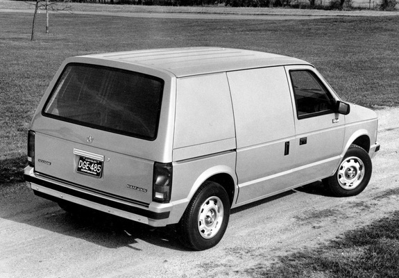 Dodge Mini Ram Van 1984–88 photos