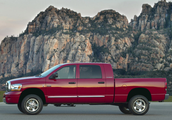 Dodge Ram 2500 Mega Cab 2006–09 wallpapers