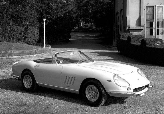 Pictures of Ferrari 275 GTB/4 NART Spider 1967–68