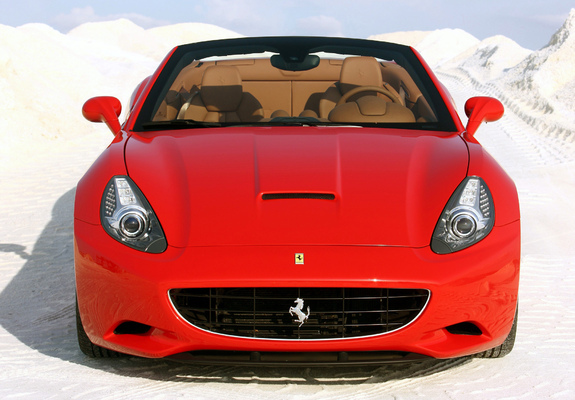 Ferrari California 2009–12 images