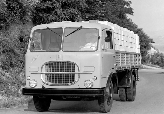 Fiat 650 E 1960–67 wallpapers