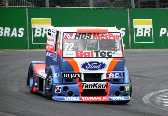 Photos of Ford Cargo Formula Truck 2003–11