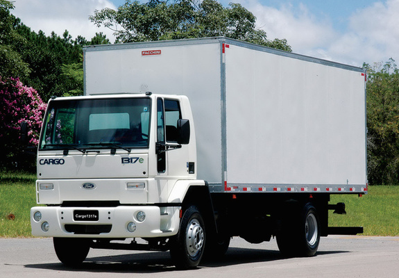 Photos of Ford Cargo 1317e 2003–11
